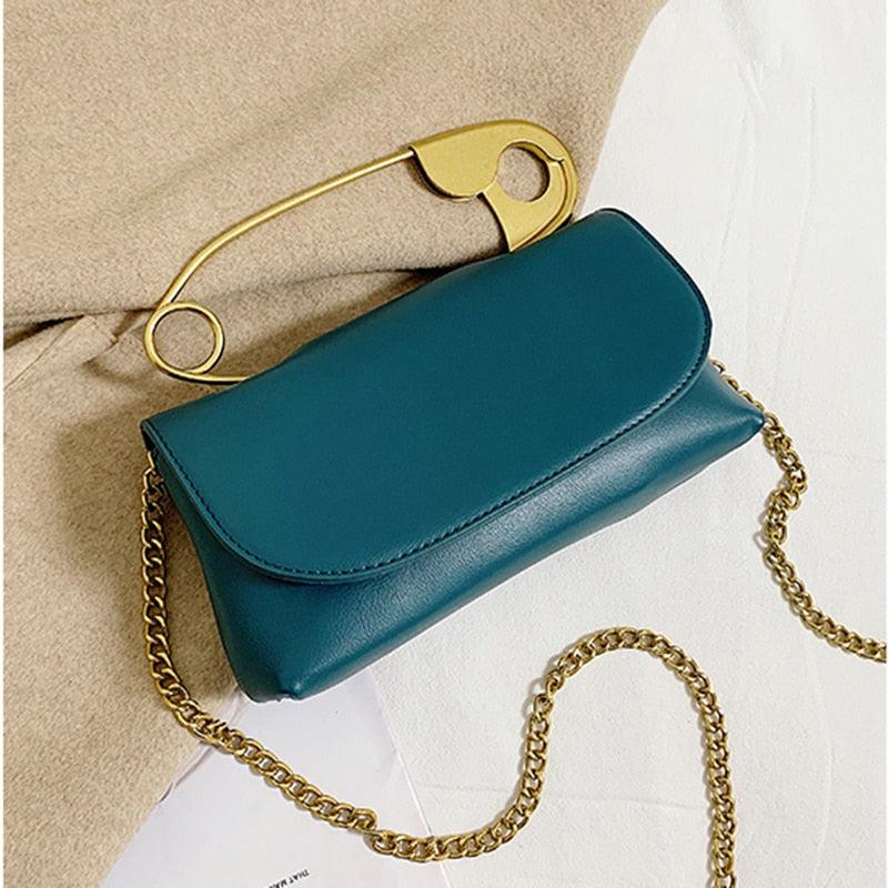 Safety Pin Handle Handbag – ODDSALTBoutique