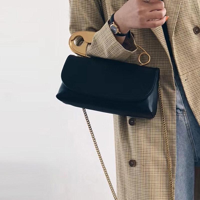 Safety Pin Handle Handbag – ODDSALTBoutique